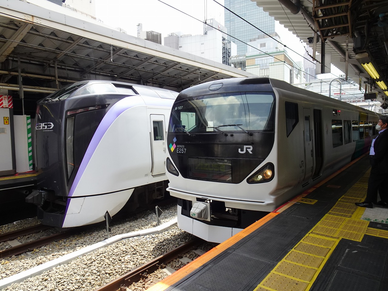 E257系5000番台「あずさ」、半室グリーン車の乗車記【2023年5月】 | 鉄旅遊民
